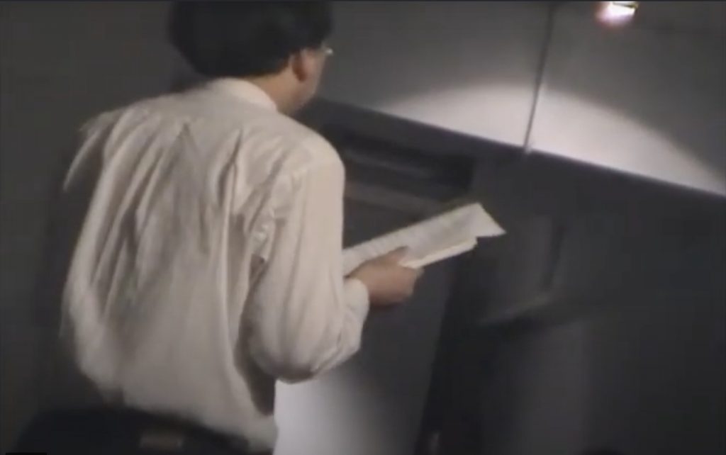 Art Criticism Class 2001 - Para Site