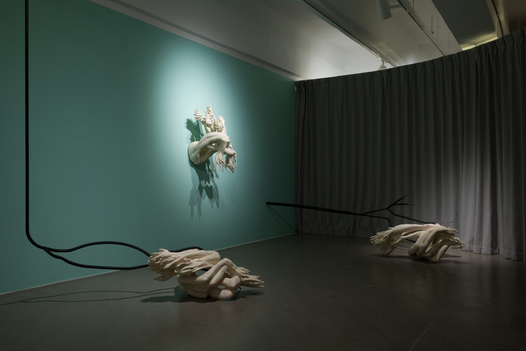 Muted Hums - Para Site